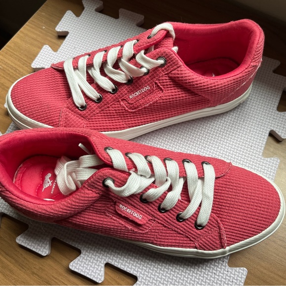 Rocket Dog | Shoes | Rocket Dog Vibrant Pink Shoes | Poshmark